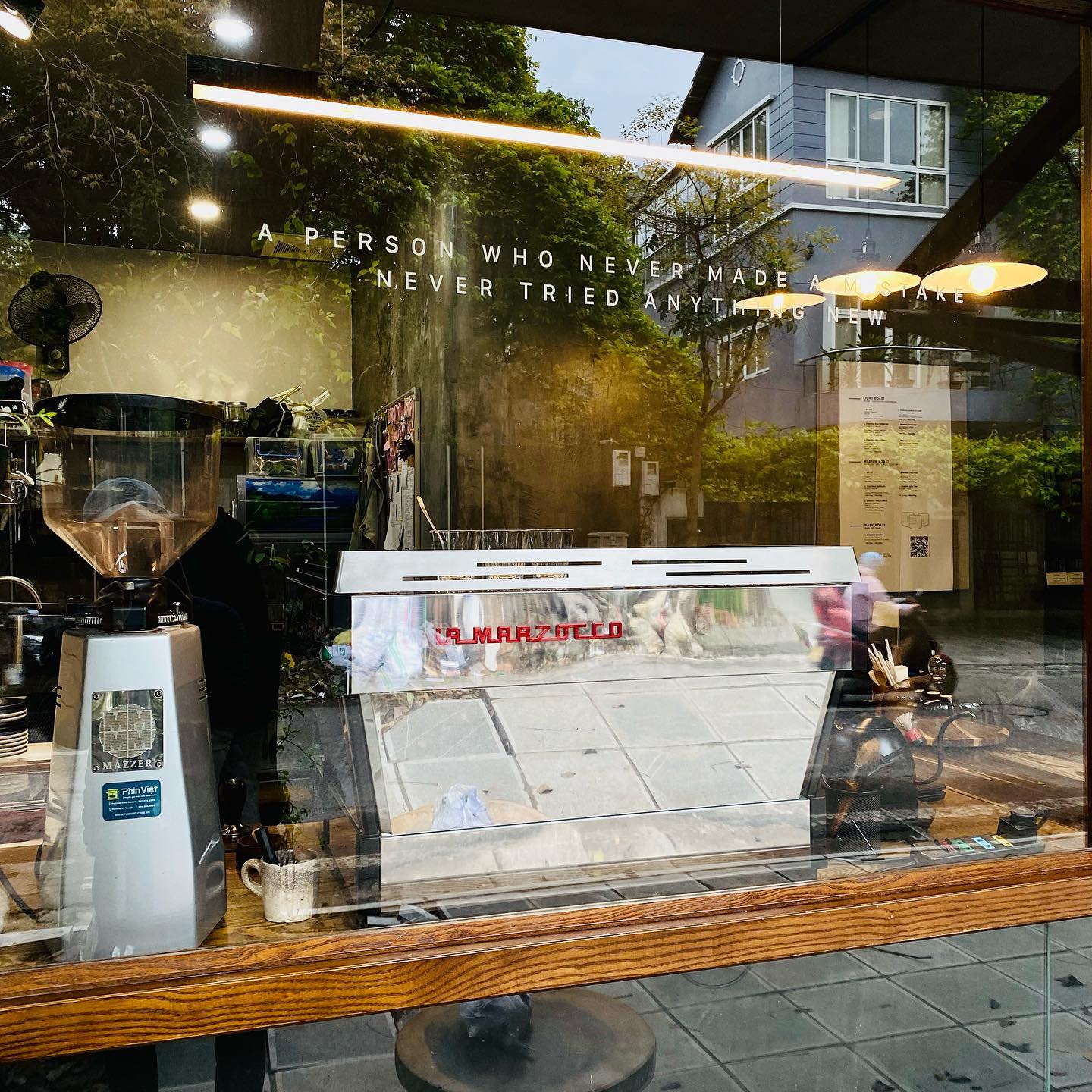 Mono Coffee Lab - không gian lý tưởng cho bạn chill cùng âm nhạc