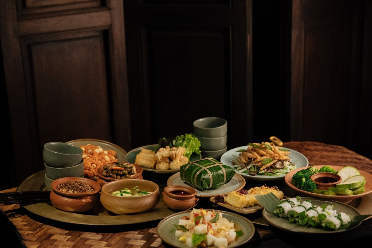Thiết kế nhà hàng Chay Sadhu - nét đẹp ẩn mình trong kiến trúc cổ ...